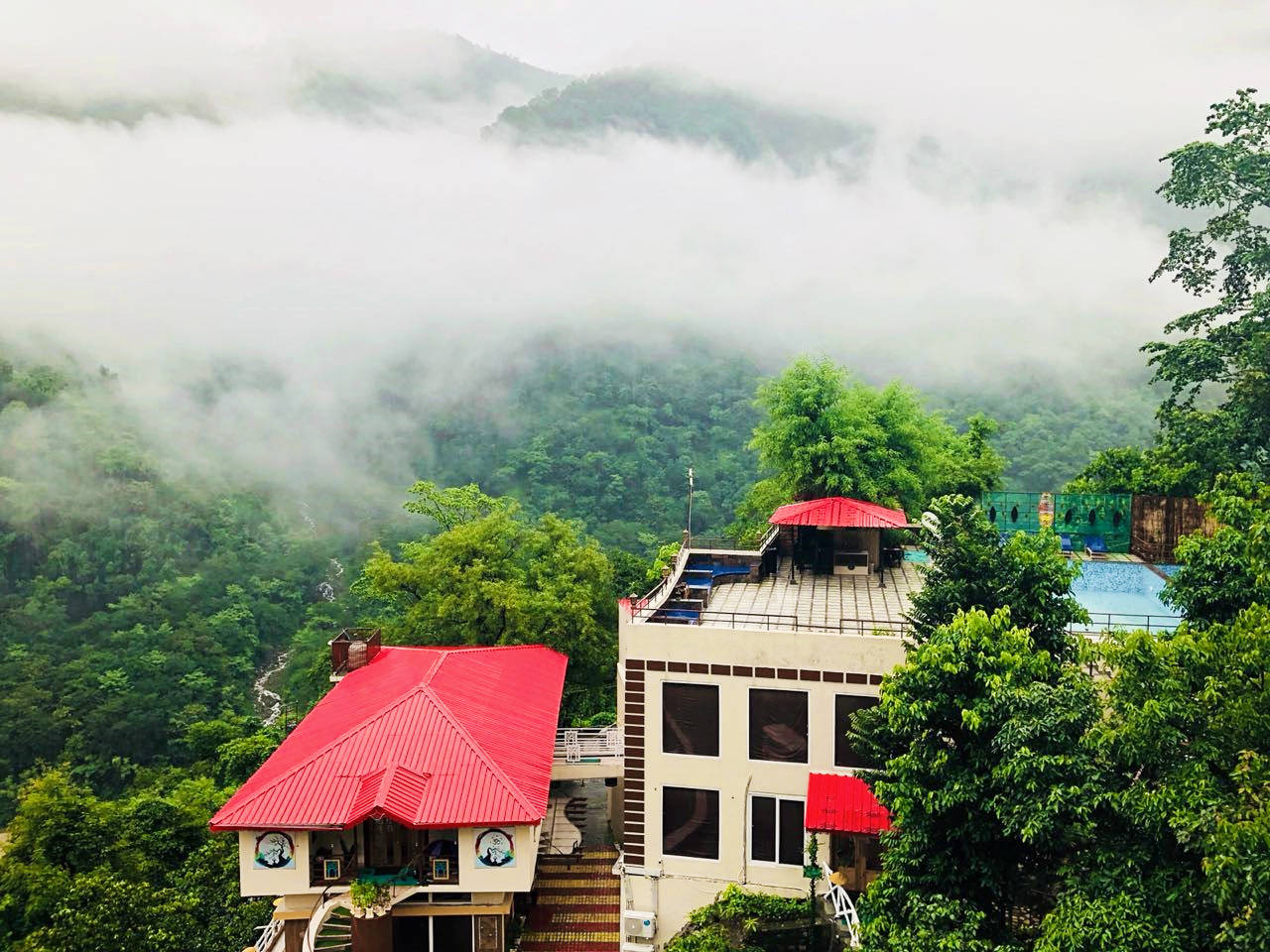Veda5 Gallery - Beautiful & Luxury Nature Wellness Retreat in Rishikesh